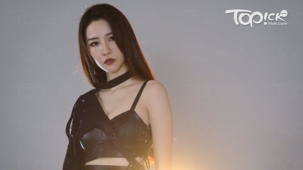 【逆天奇案】菊梓喬性感造型拍MV 《秘密花園》加入搖滾元素求突破