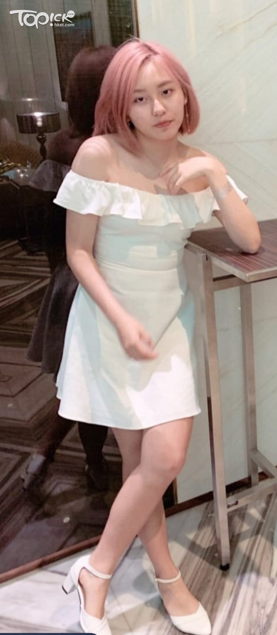 【COLLAR成員】Ivy So中學謝師宴造型曝光 網民：真係港版《月老》Pinky - 香港經濟日報 - TOPick - 娛樂 - D220511