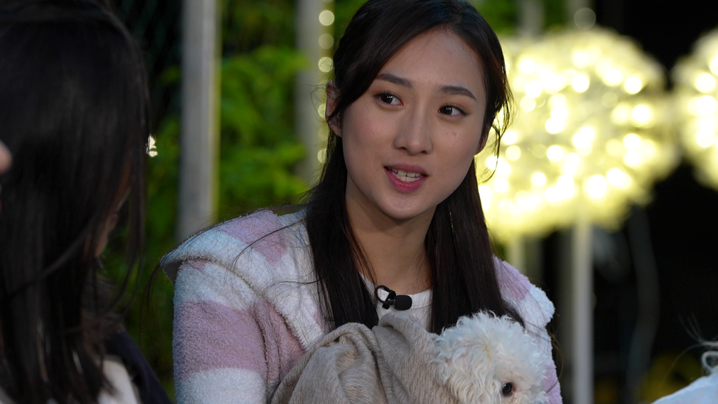 【超級毛特兒大賽】黃嘉雯穿三點式與愛犬齊影寫真 Carmaney身材比選美時更驕人【多圖】 - 香港經濟日報 - TOPick - 娛樂 ...