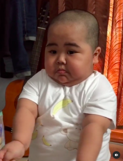 【大熱Sticker】Sticker印尼肥仔Tatan近況曝光 遊內地似出巡被粉絲集郵