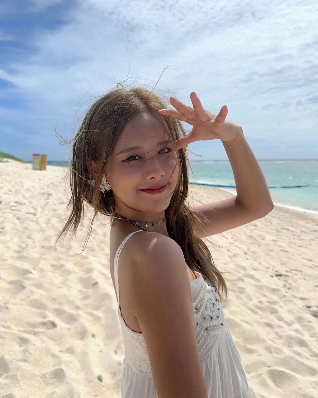 【YOLICA】Alice練後空翻疑遭鹹豬手 許寶恆被胸襲+洩春光網民意見兩極【有片】 - 香港經濟日報 - TOPick - 娛樂 - D230801