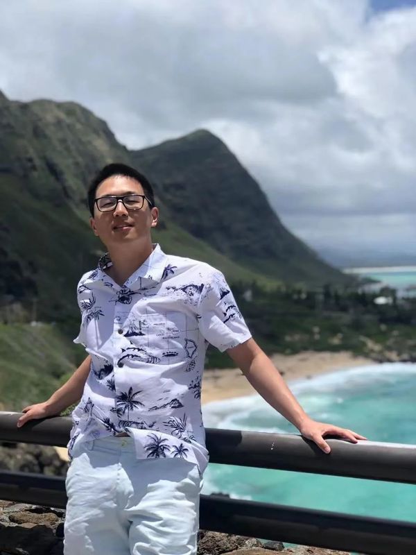 AI大戰｜兩名華裔科學家亮相Grok 3 發布會「坐C位」 其中一人為95後