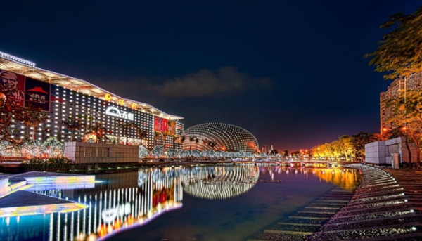 港人特徵｜深圳店舖職員普通話廣東話切換自如 網民細數10大特徵：一秒認出香港人