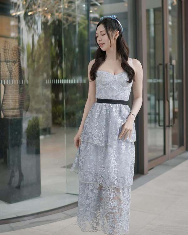 港姐冠軍︱馮盈盈出席樂易玲生日宴 FYY零P圖真實樣貌身材曝光令網民吃驚