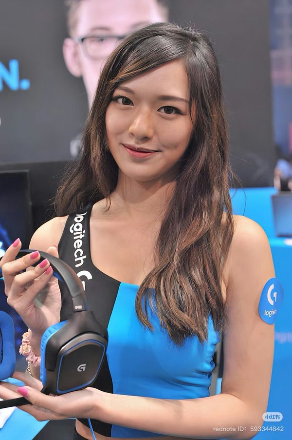 港姐冠軍︱馮盈盈出席樂易玲生日宴 FYY零P圖真實樣貌身材曝光令網民吃驚