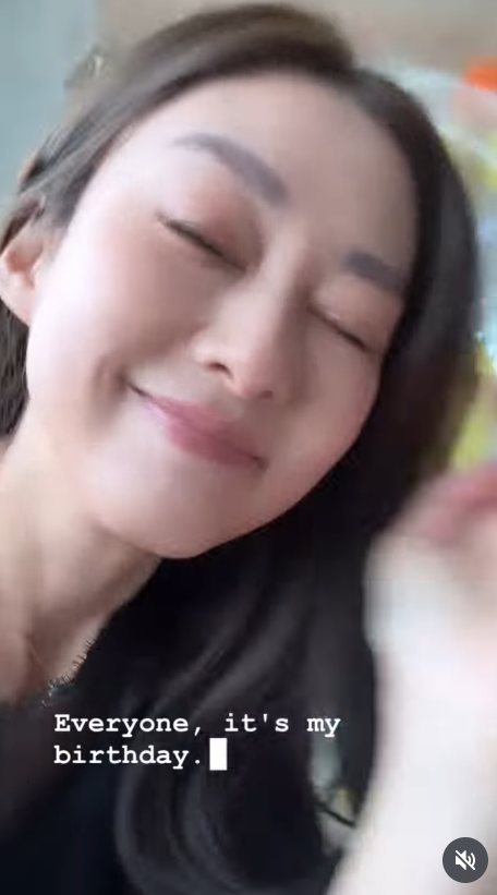 凍齡女神｜前TVB花旦41歲生日騷近鏡自拍 「凍齡」零皺紋狀態似少女獲激讚