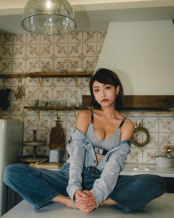 KOL雪兒｜大食KOL雪兒日本自私拍照影響遊客 Suet_e被指派帽偷食霍哥發文道歉